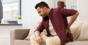 Durerile de rinichi: cauze, simptome, tratament - Policlinica Analize ...